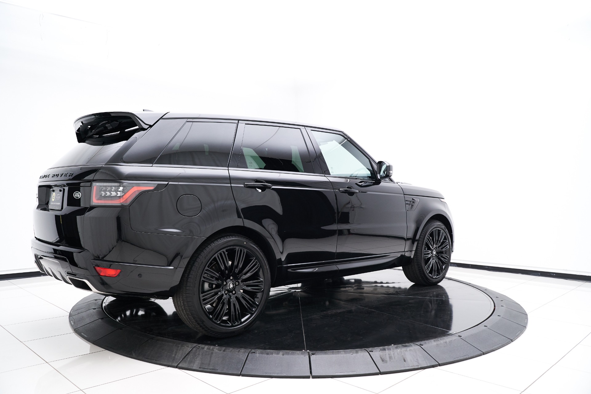 Range Rover Blacked Out 2022