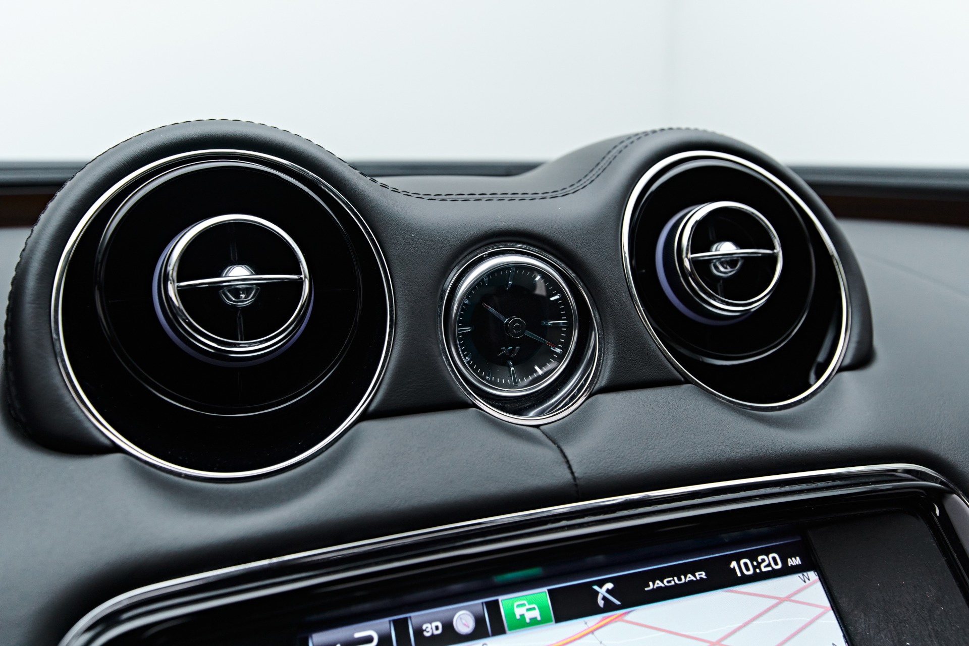 2022 Jaguar Xj Interior