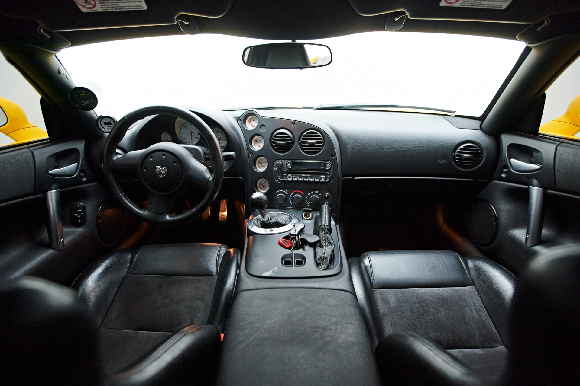 Dodge Viper Srt10 Interior