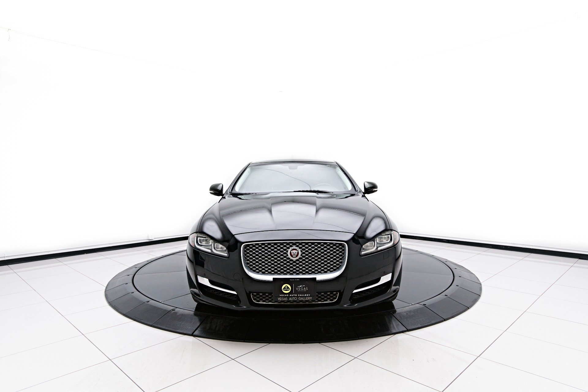 Black Jaguar Xj Front View