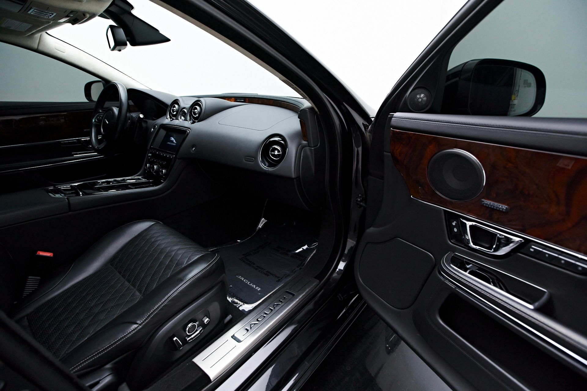 Jaguar Xjl Interior Rear