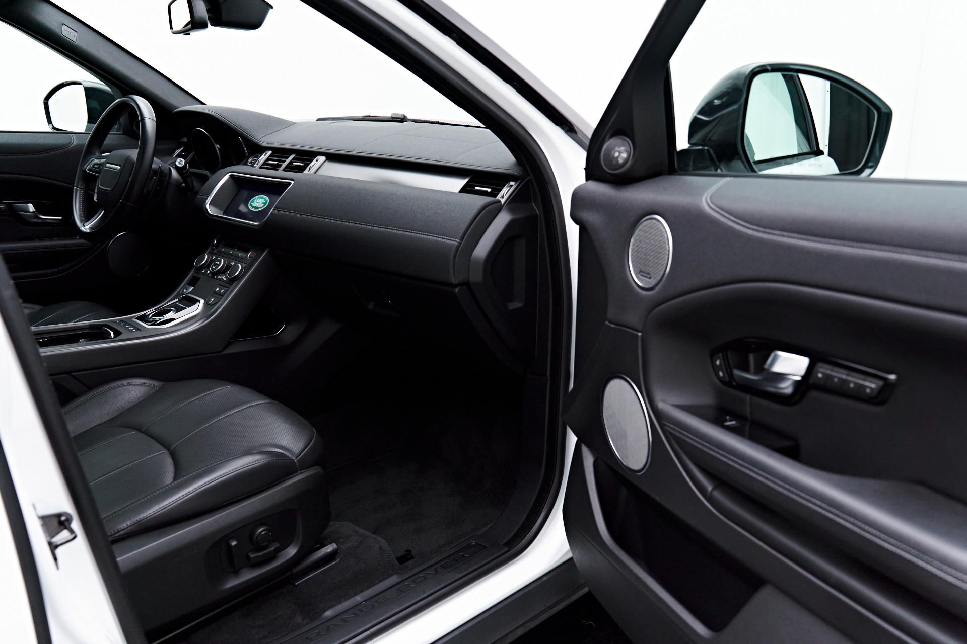 Range Rover Evoque Interior Black