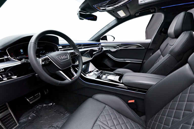2022 Audi S8 Interior Black