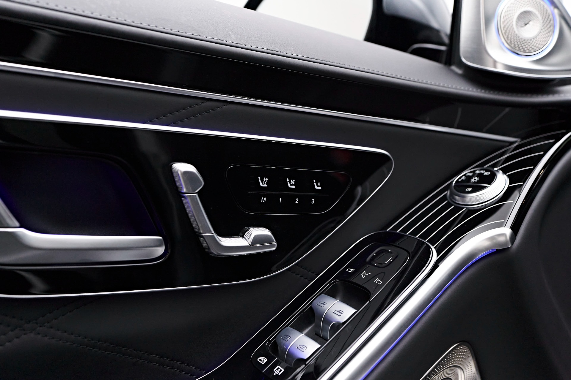 Mercedes Benz 2024 S Class Inside