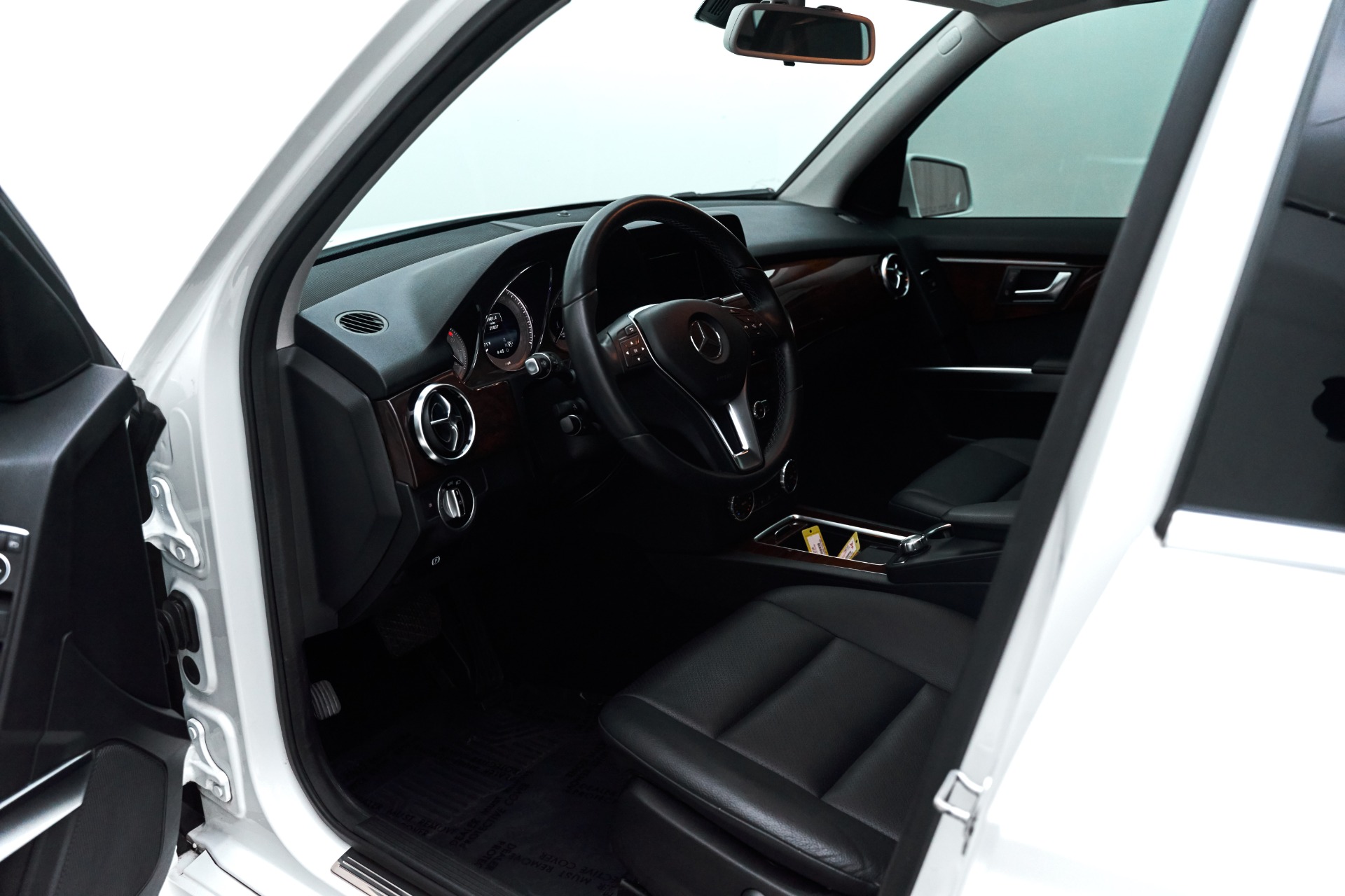 2022 Glk350 Interior