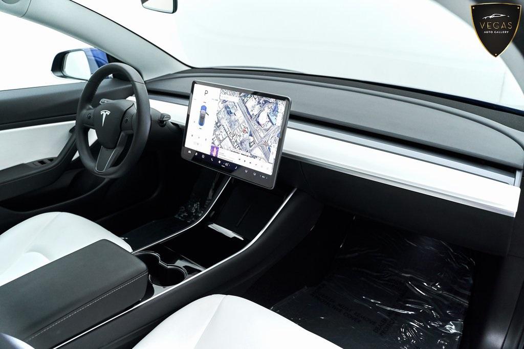 2020 tesla model 3 performance interior store